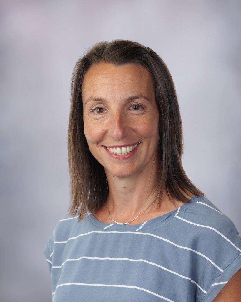 Mrs. Kim Veltkamp – Lynden Christian School