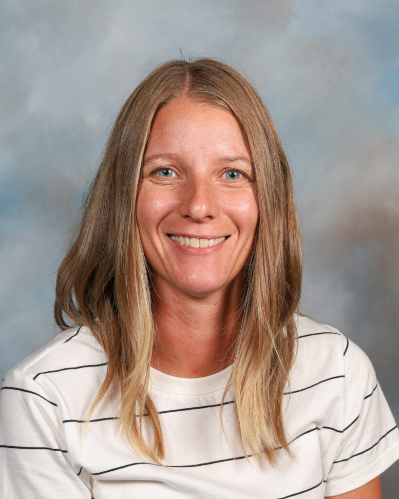 Mrs. Jessica Tjoelker – Lynden Christian School